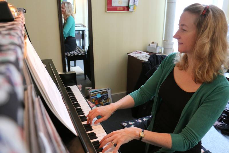 Home – Rebekah Maxner